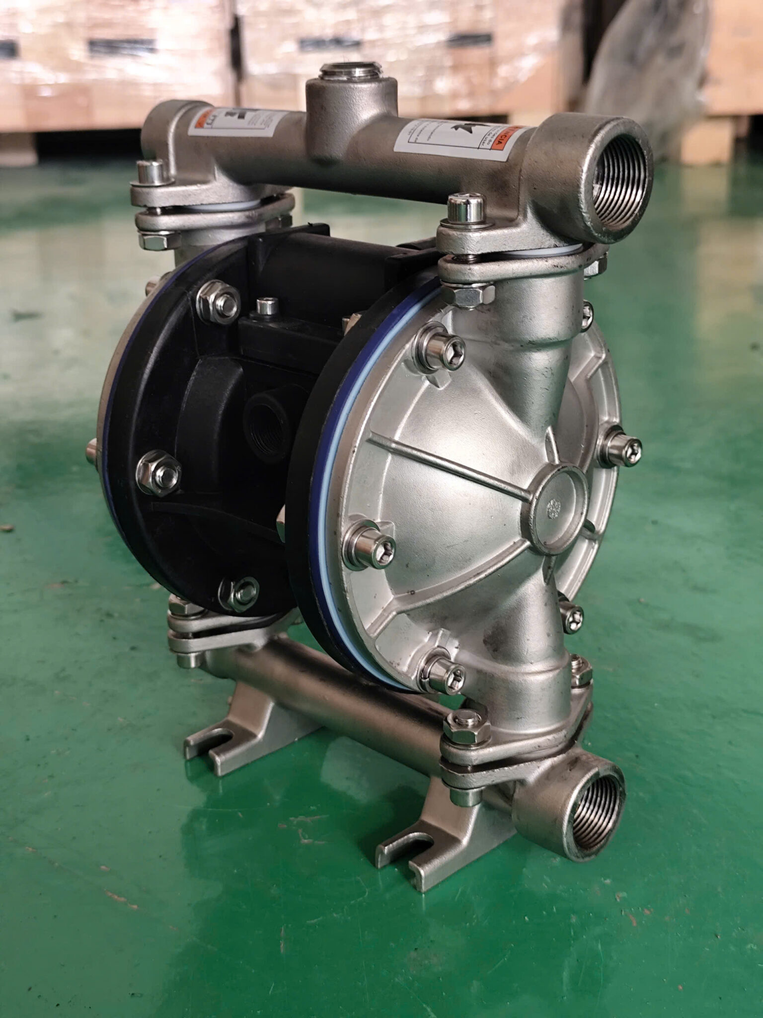 So Sánh Bơm Màng Khí Nén Và Bơm Màng Điện - Bơm màng Hokai